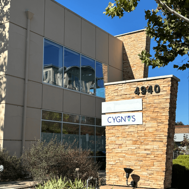About Us – CYGNVS